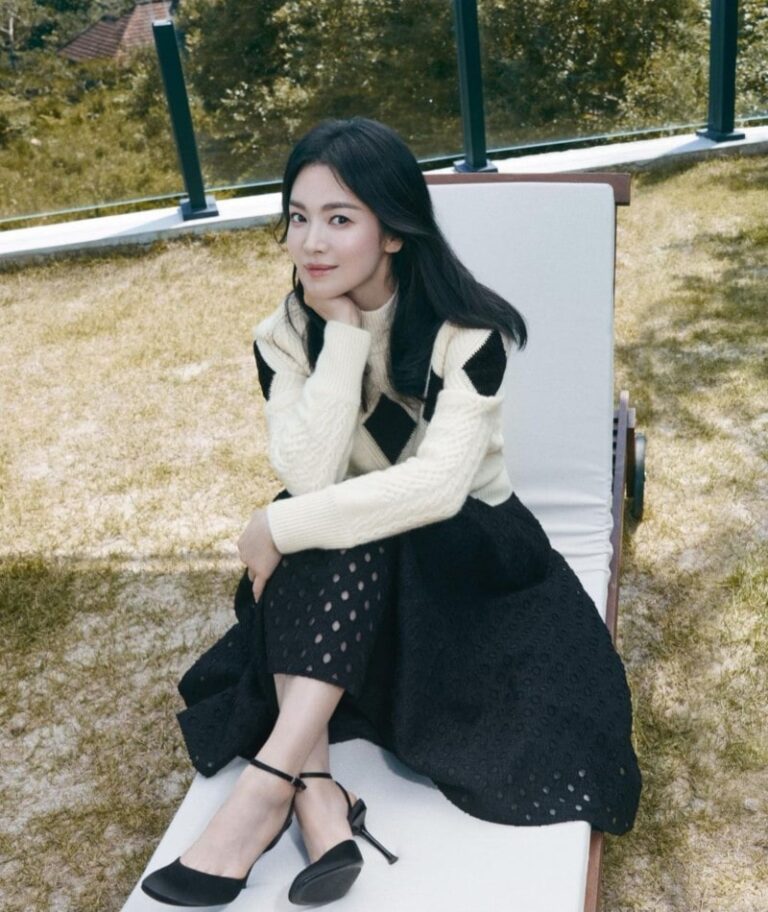 송혜교, 우아한 가을 여신 - 패션서울